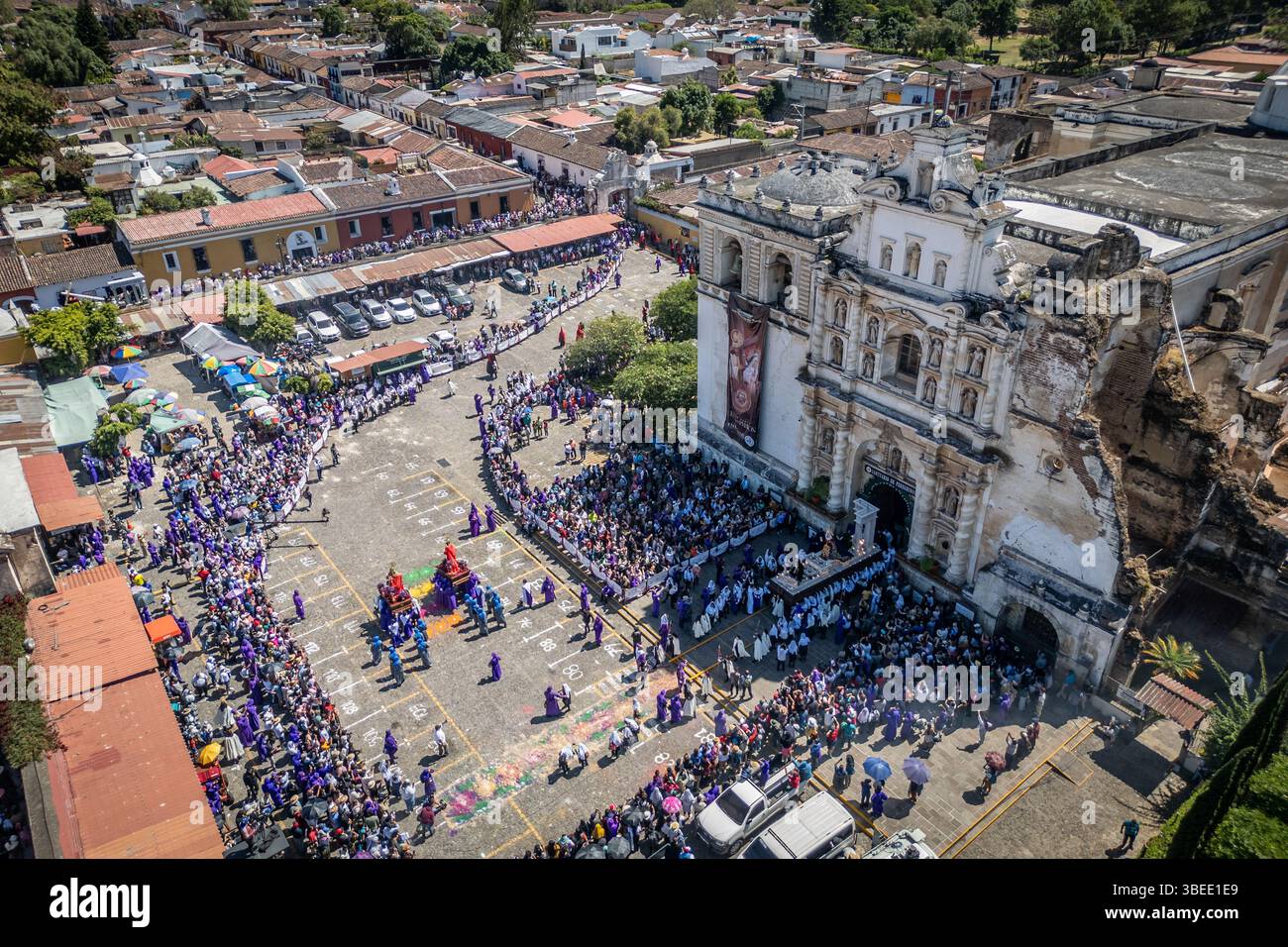 Semana Santa en la Antigua Guatemala Holy Week celebrations in Antigua ...