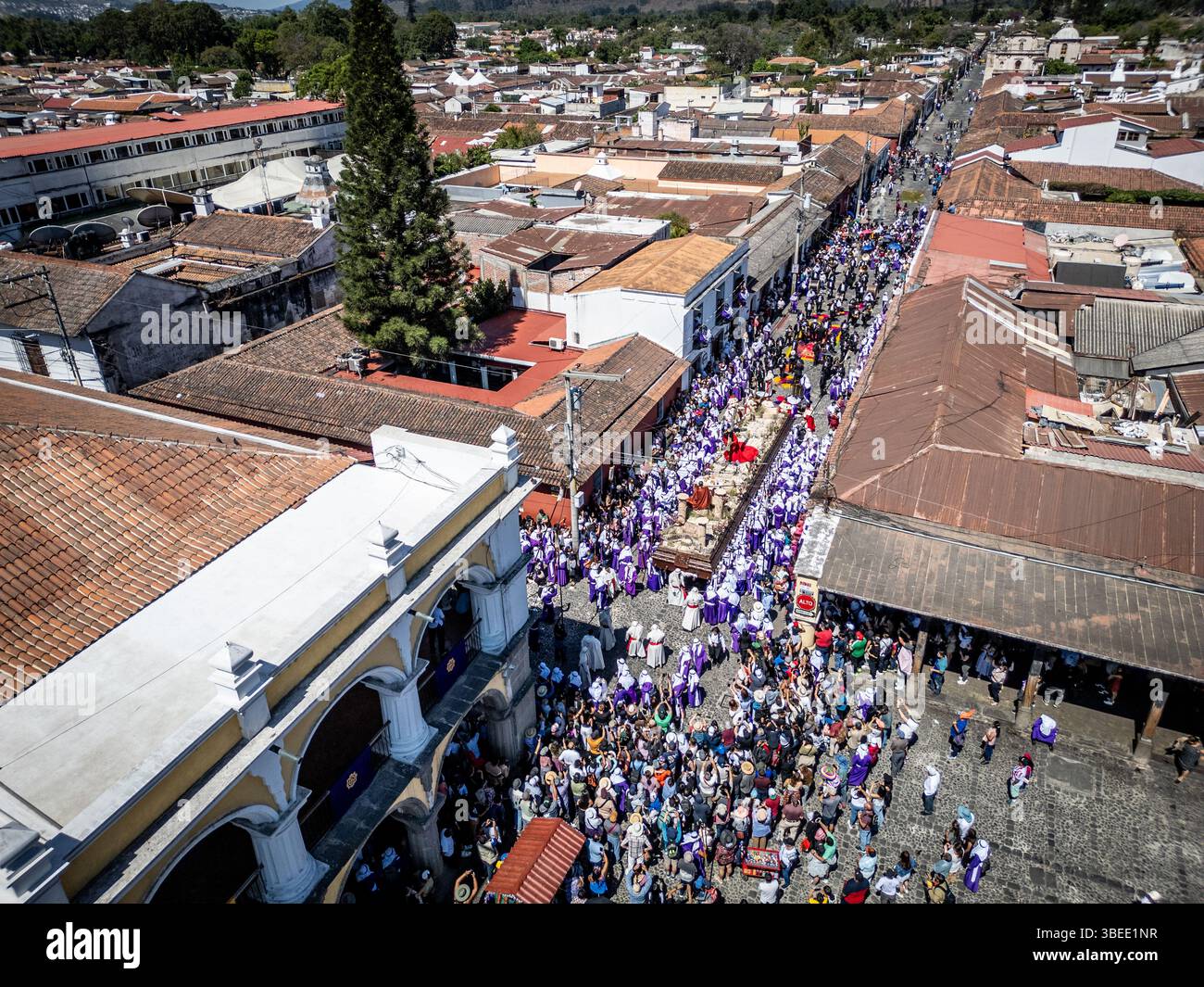 Semana Santa en la Antigua Guatemala Holy Week celebrations in Antigua ...