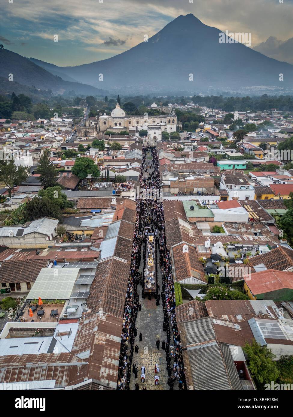 Semana Santa en la Antigua Guatemala Holy Week celebrations in Antigua ...