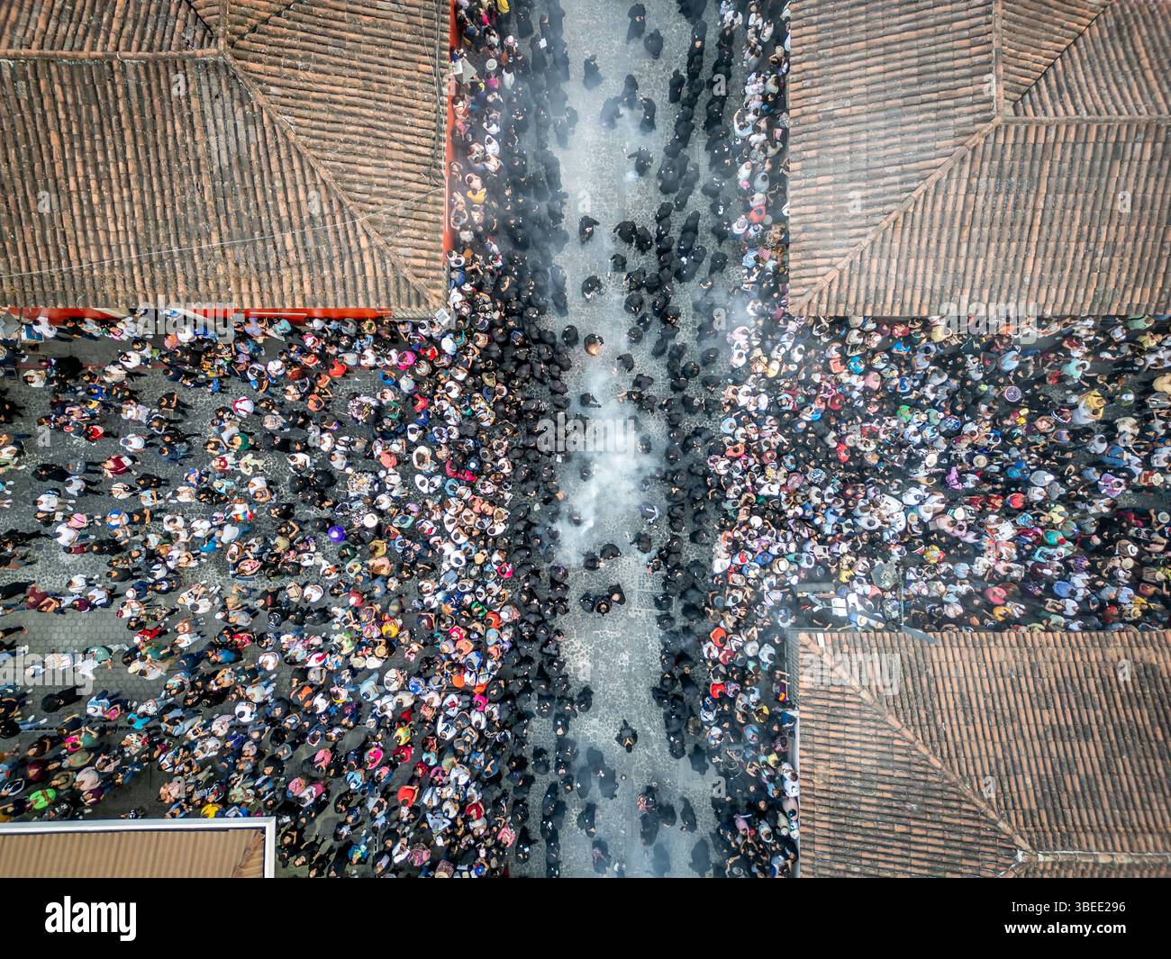 Semana Santa en la Antigua Guatemala Holy Week celebrations in Antigua ...