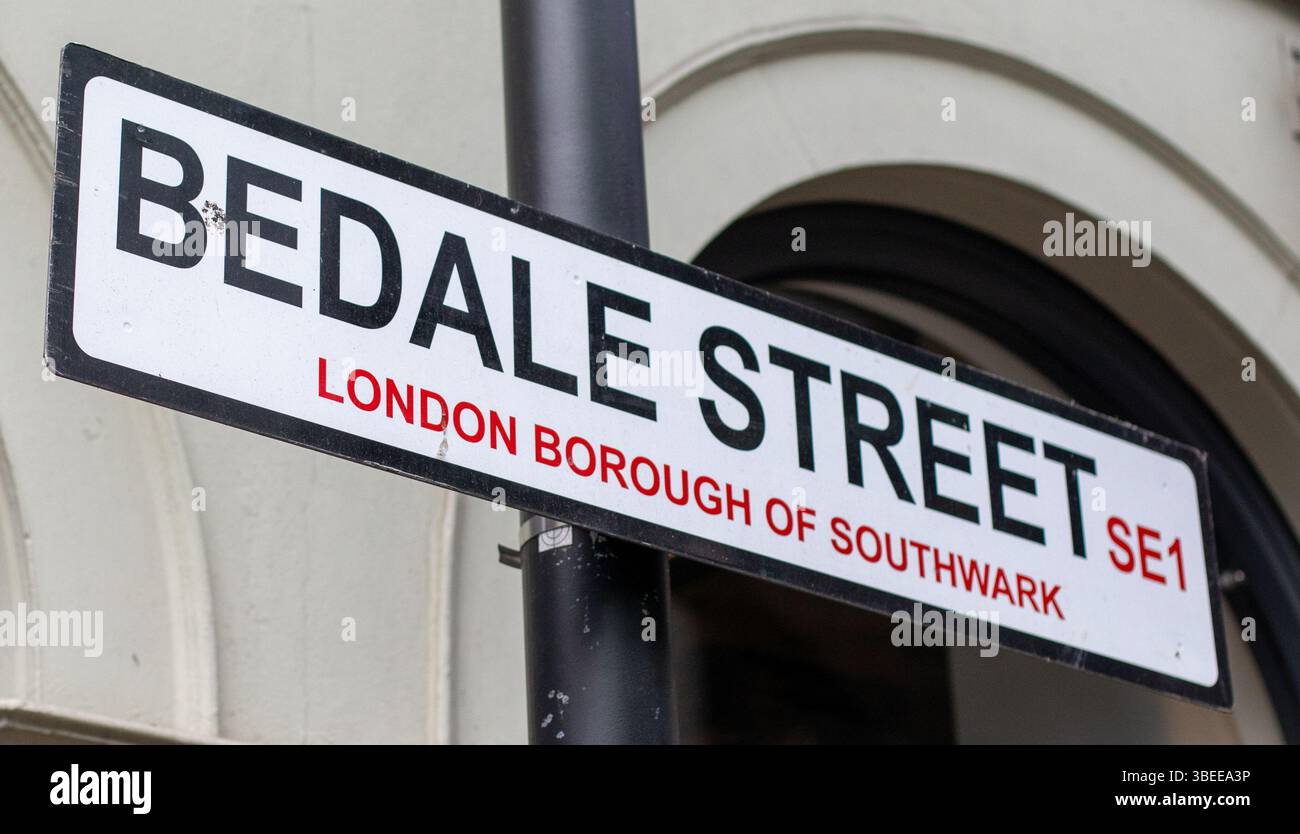 Close-up of the Bedale Street sign in the London Borough of Southwark ...