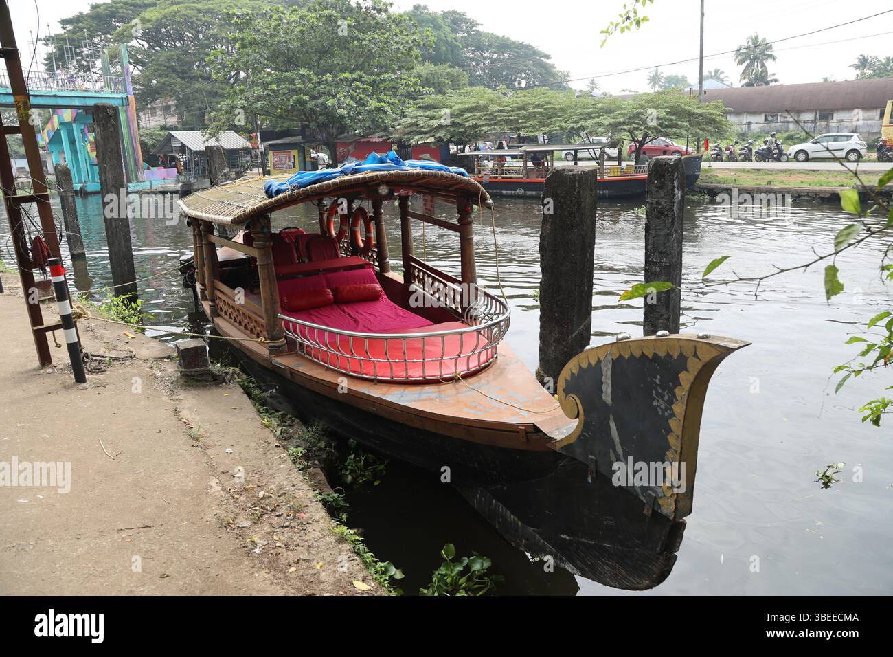 Alappuzha, Alleppey, Venice of the East, backwaters, waterways, canals ...