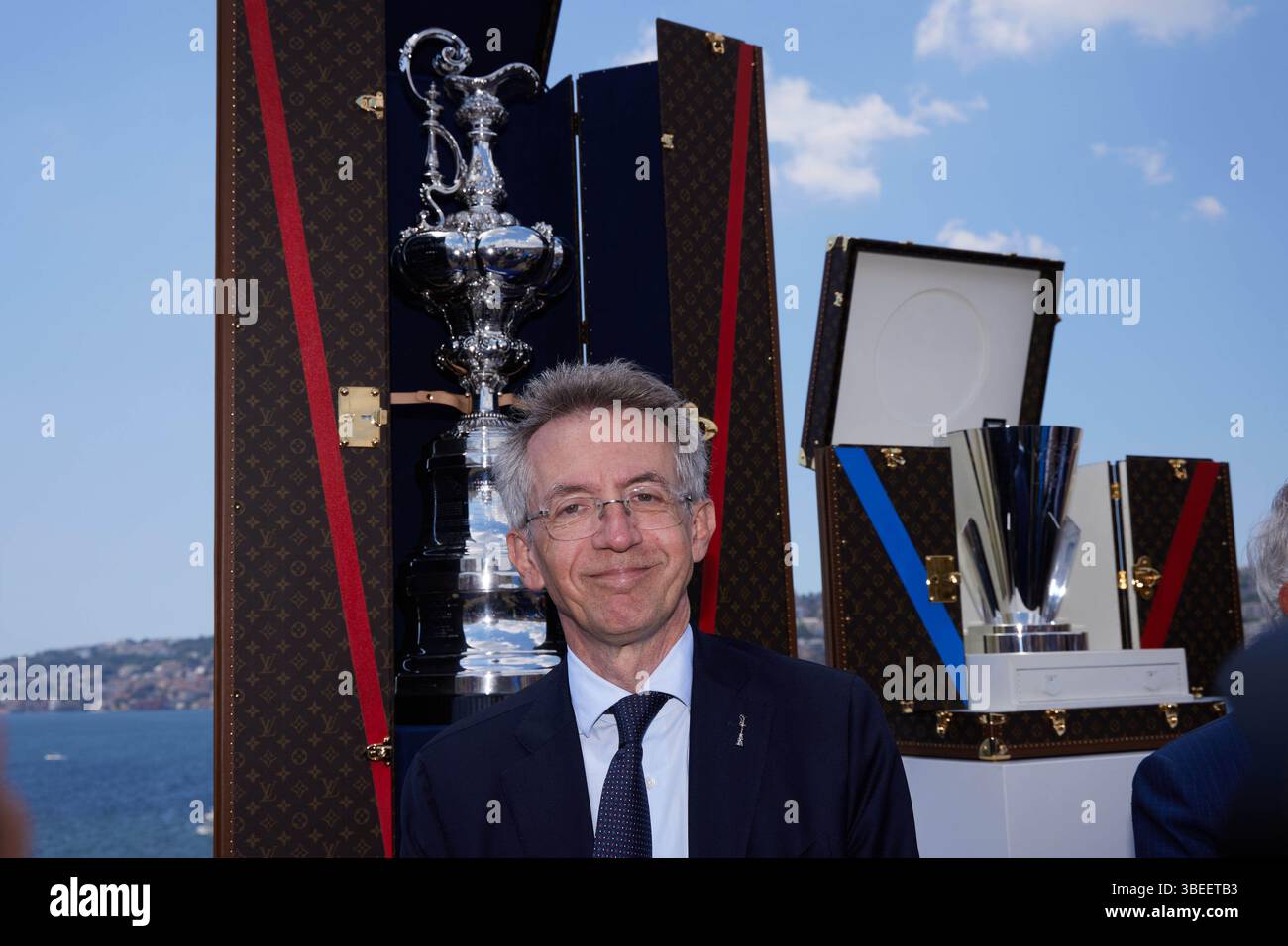 Gaetano Manfredi, Mayor of Naples, poses with The America's Cup and ...