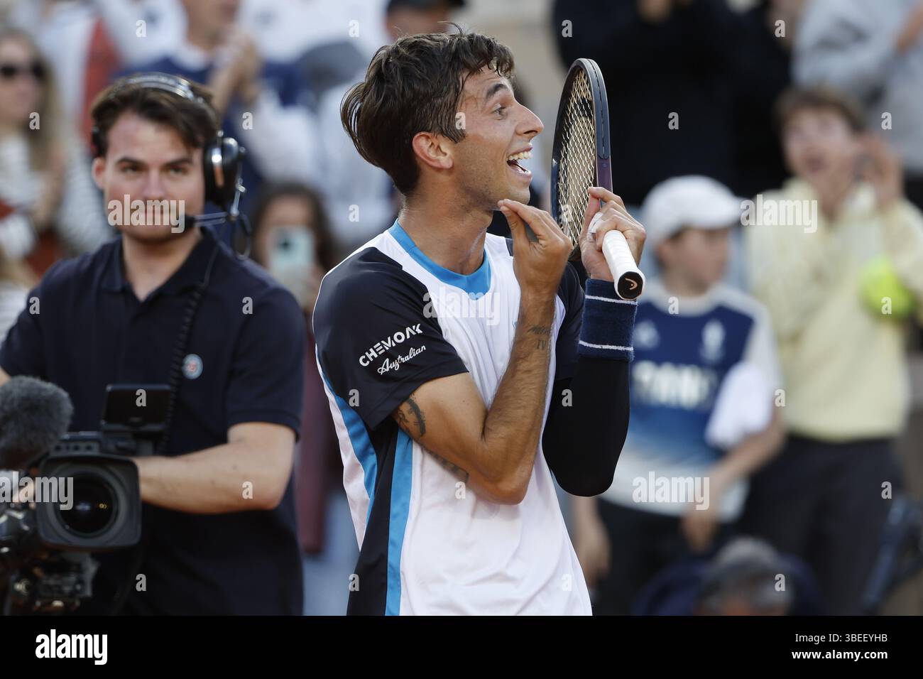 Matteo Gigante of Italy celebrates his second round victory against ...