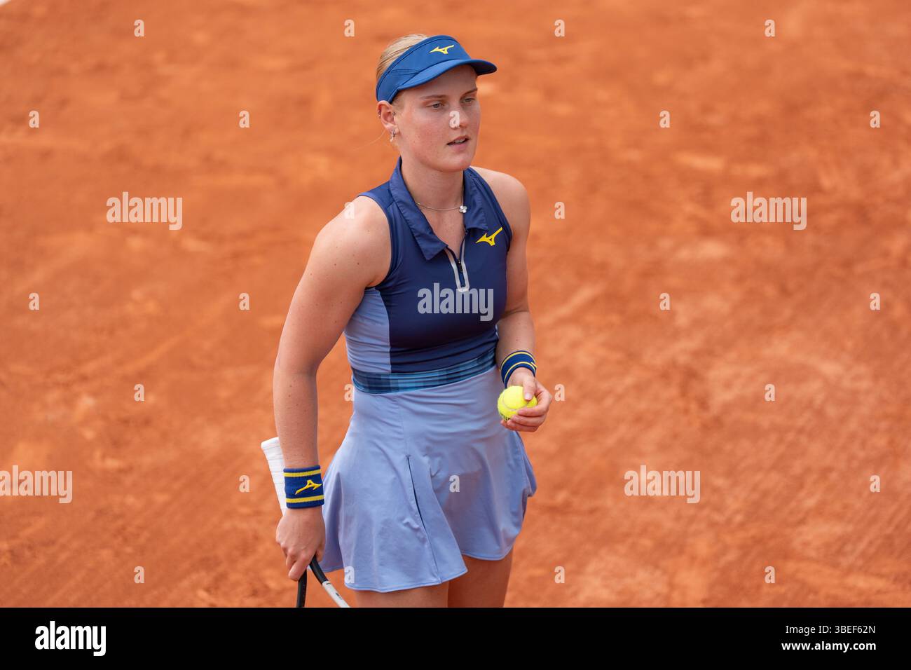 PARIJS, FRANCE - MAY 27: Suzan Lamens during the French Open at Roland ...