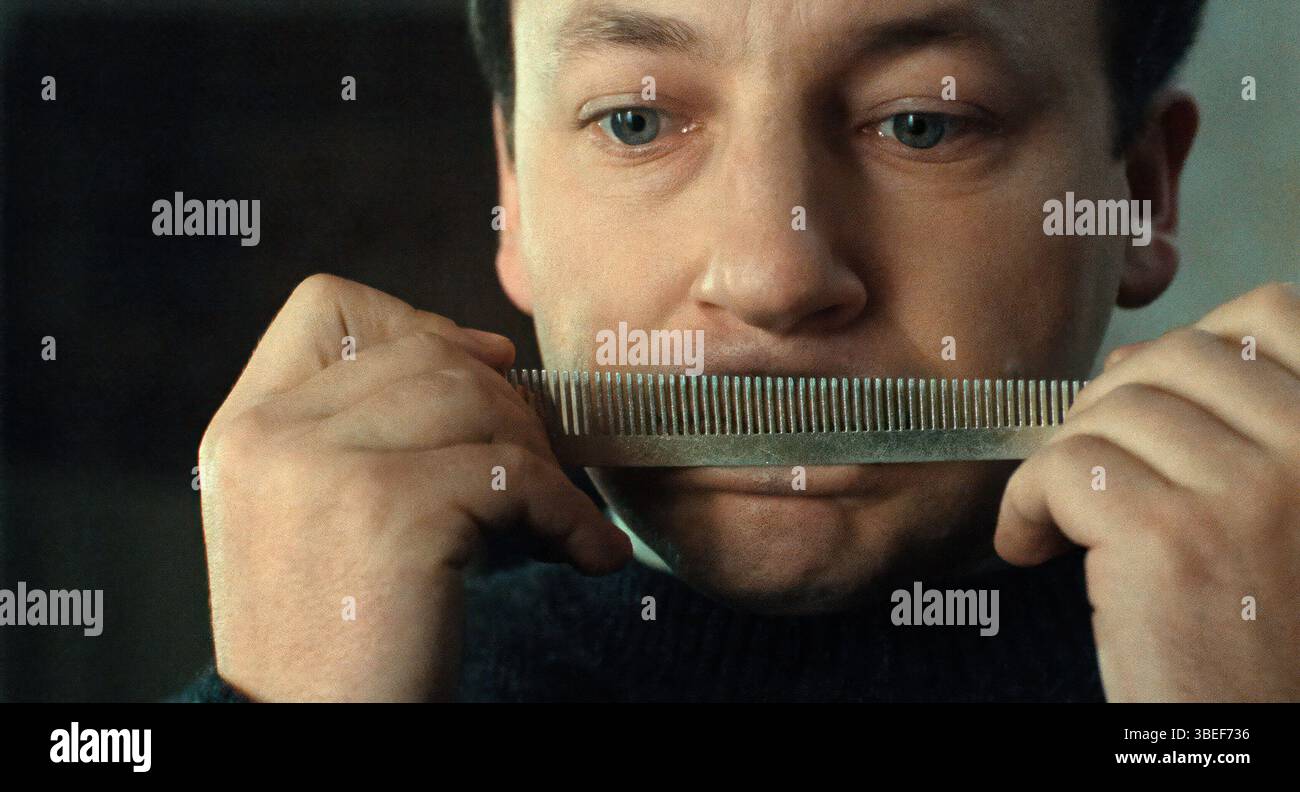 ZBIGNIEW ZAMACHOWSKI in THREE COLOURS: WHITE (1994) -Original title ...