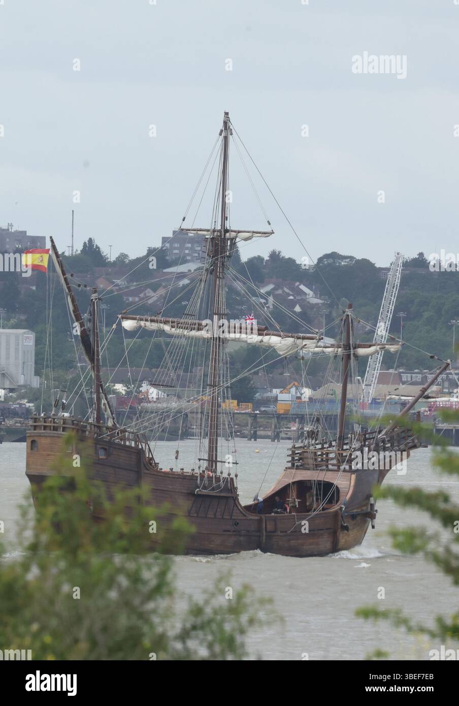 replica of Christopher Columbus' Santa Maria ship going up the River ...