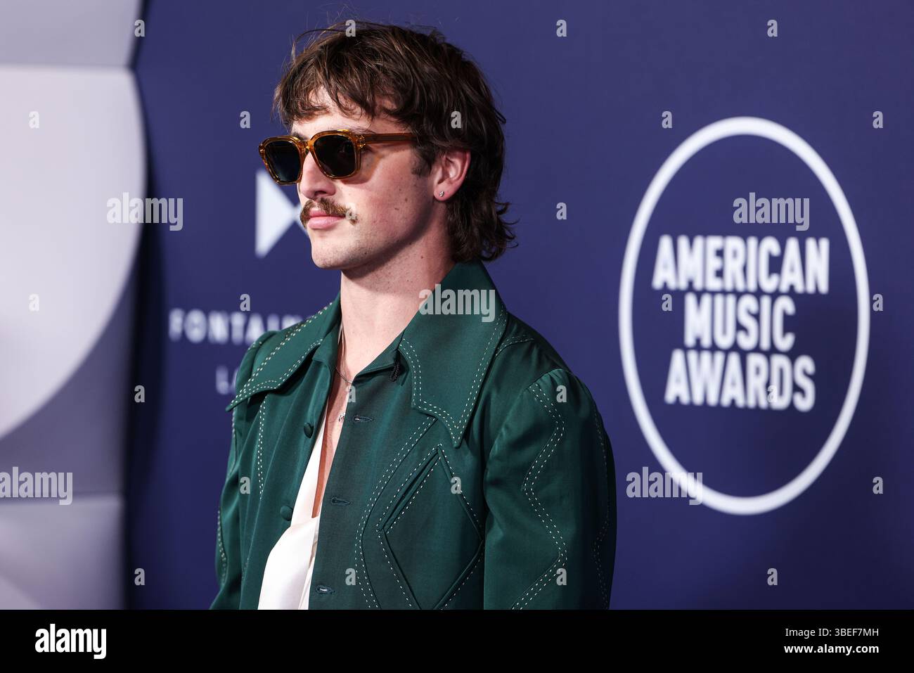 LAS VEGAS, NEVADA, USA - MAY 26: American singer-songwriter and rising ...