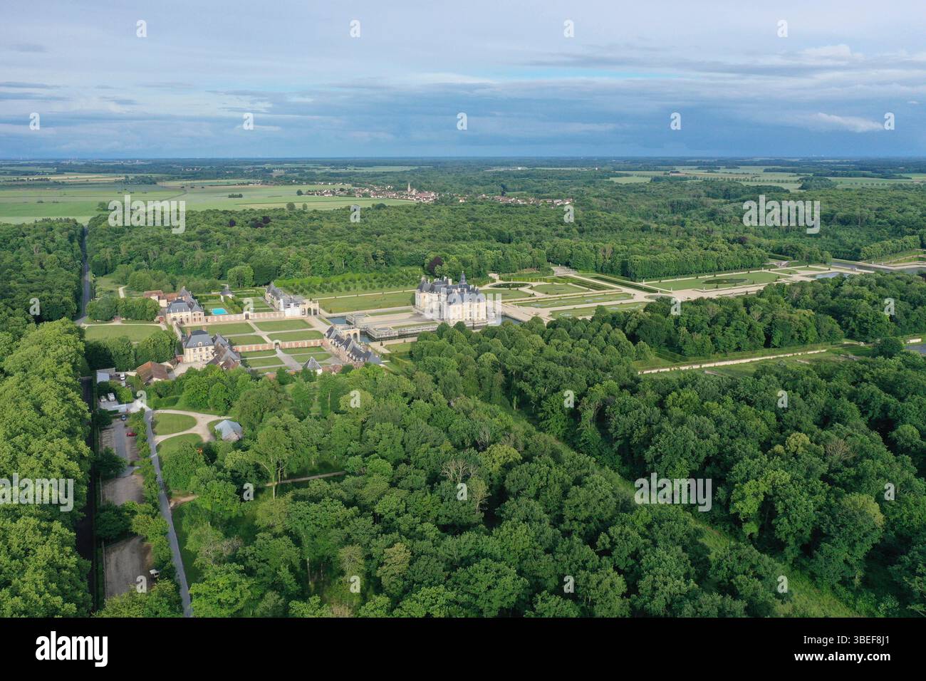 Luftaufnahme Schloss Chateau de Vaux-le-Vicomte, größtes Anwesen ...