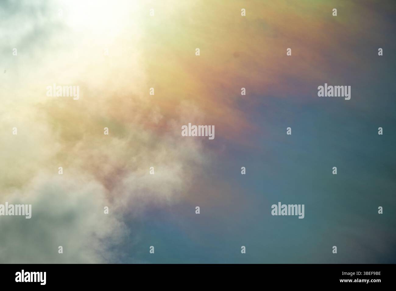 Colours made by iridescent interference patterns in clouds close to the ...