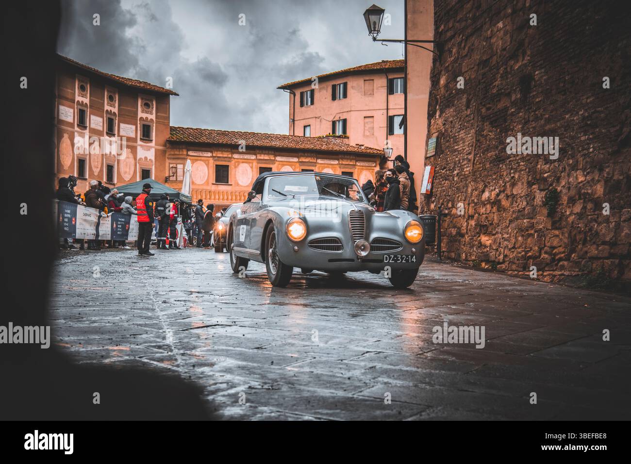 Mille Miglia 2020 - 1000 Mile Historic Road Race passes through San ...