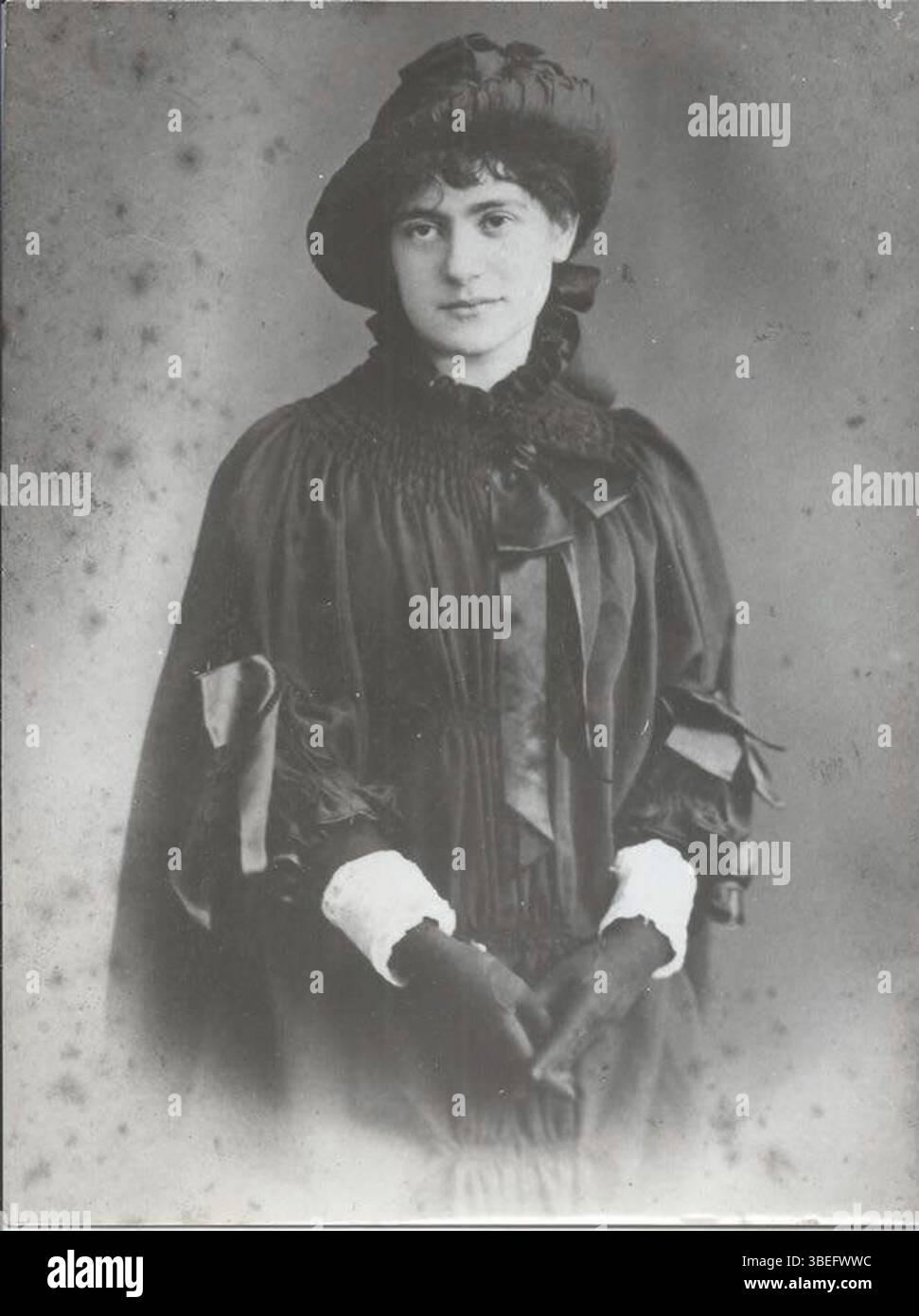 This photograph from the 1880s shows Eleanor Marx, the prominent ...