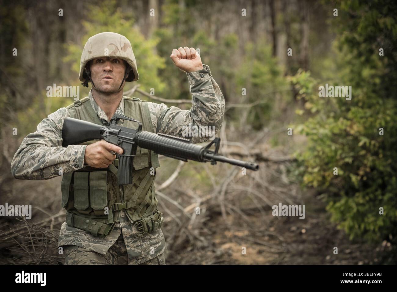 Camouflage face paint hi-res stock photography and images - Alamy
