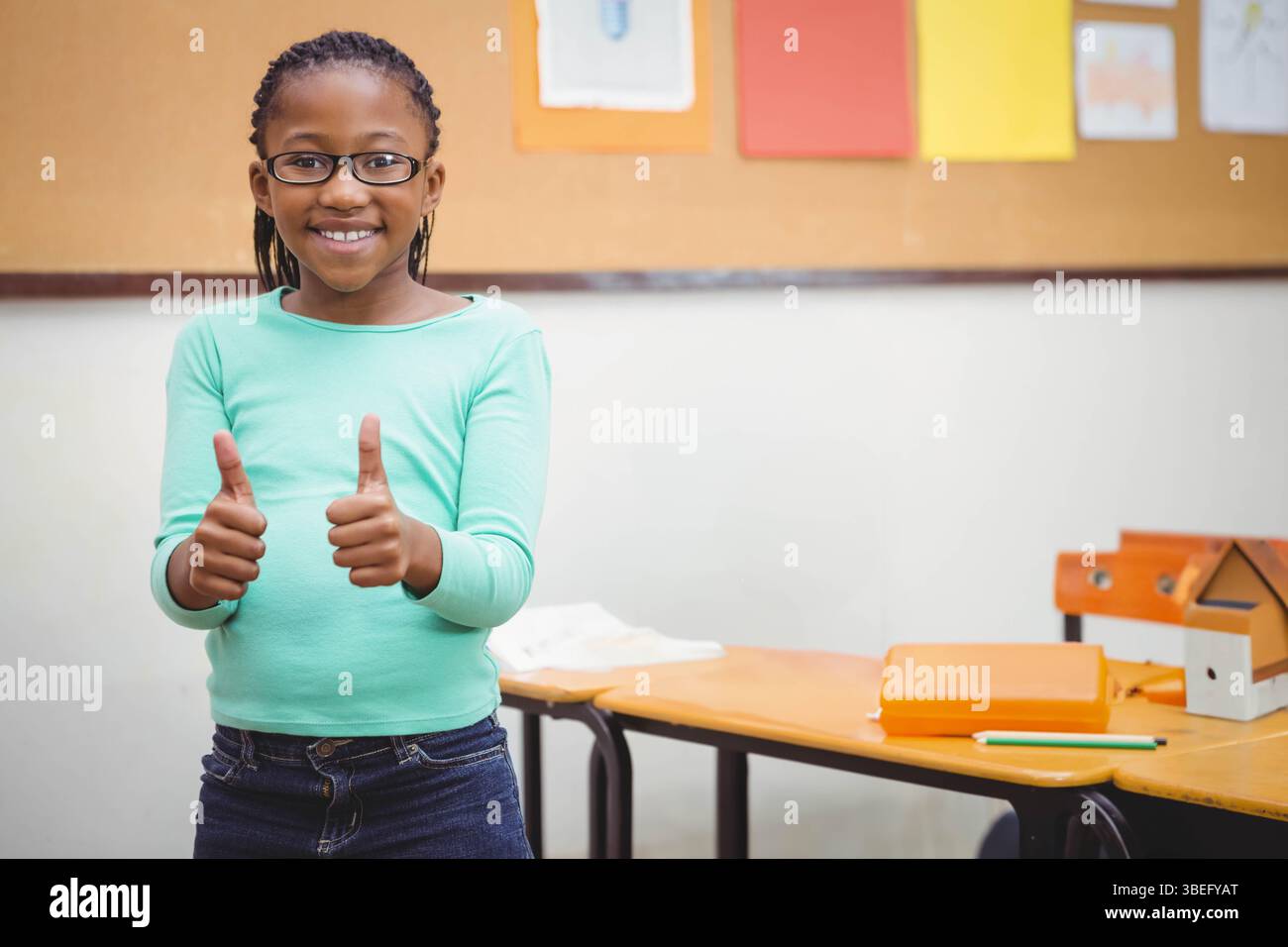 Thumbs up child sleeve hi-res stock photography and images - Alamy