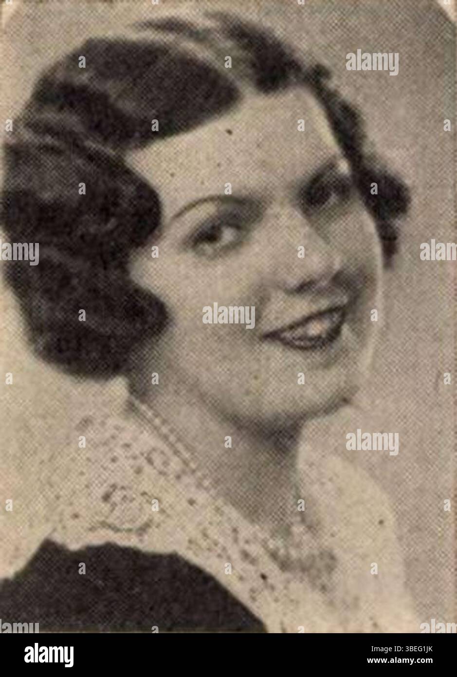 Szabó Ilonka (1911–1945), also known as Dr. Hivess Henrikné after ...