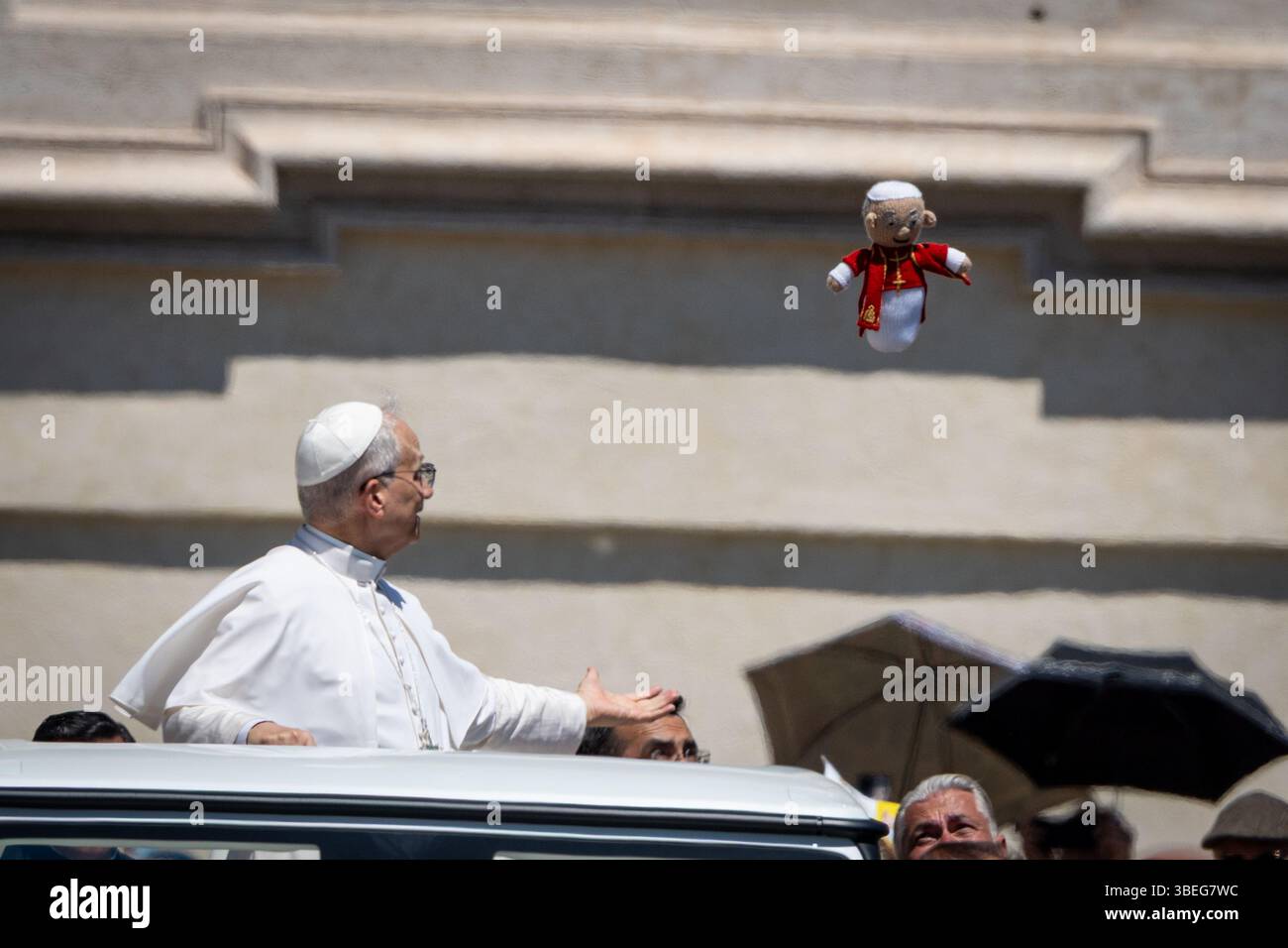 Vatican City, Vatican. 28th May, 2025. Pope Leo XIV catches a little ...
