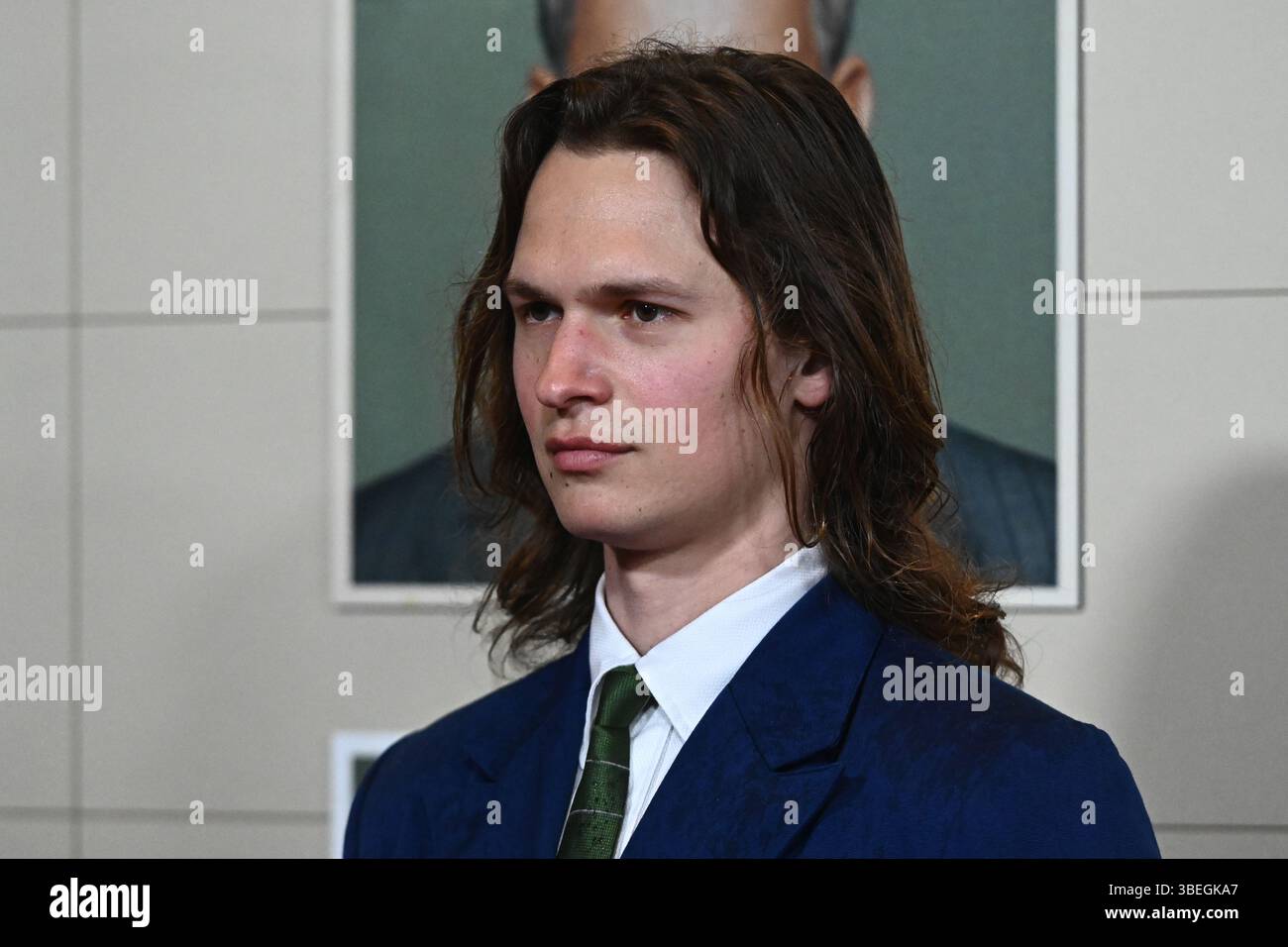 Ansel elgort red carpet event hi-res stock photography and images - Alamy