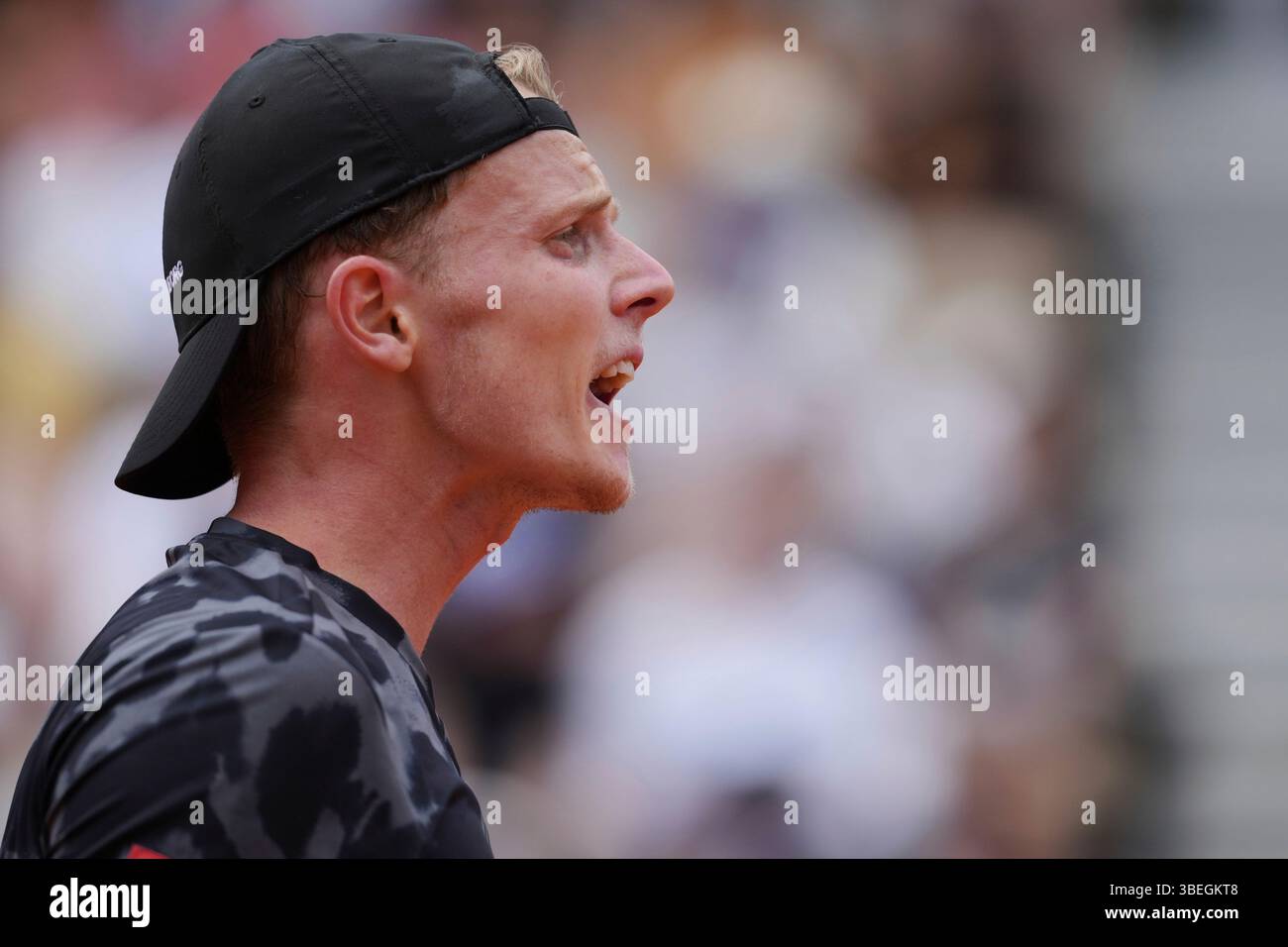 Netherlands' Jesper De Jong reacts as he plays Germany's Alexander ...