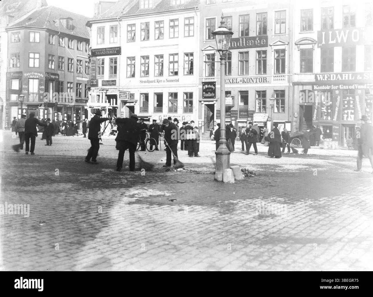 Højbro Plads, located in Copenhagen, Denmark, was captured by Frederik ...