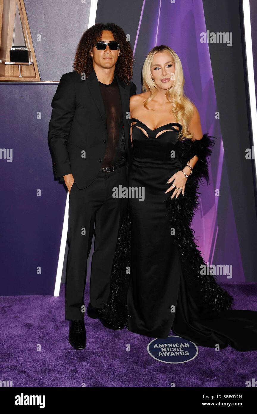 Makoa Kaleiki Ho und Tana Mongeau bei der Verleihung der 53. American ...