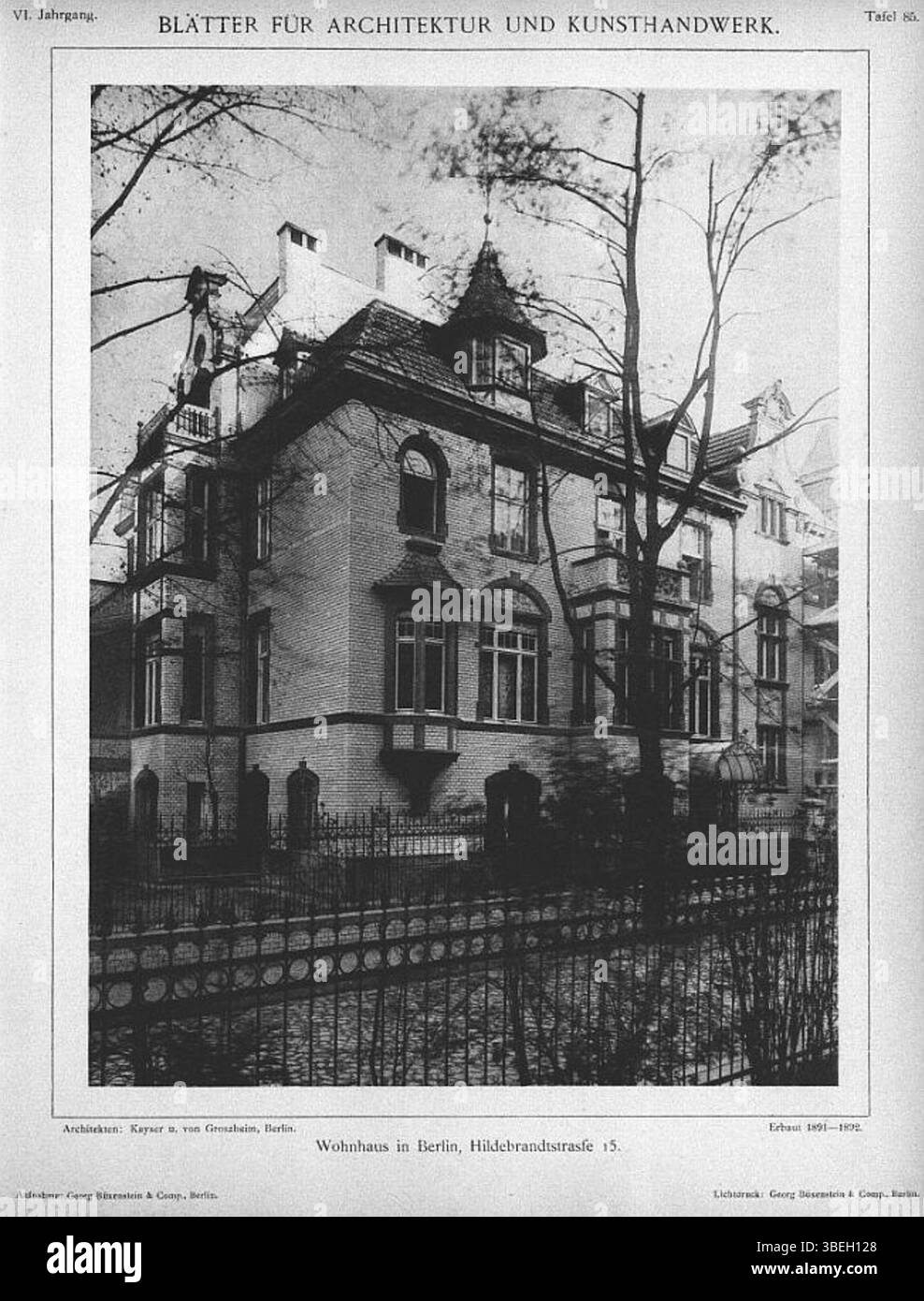 A residential building at Hildebrandtstraße 15 in Berlin, designed by ...