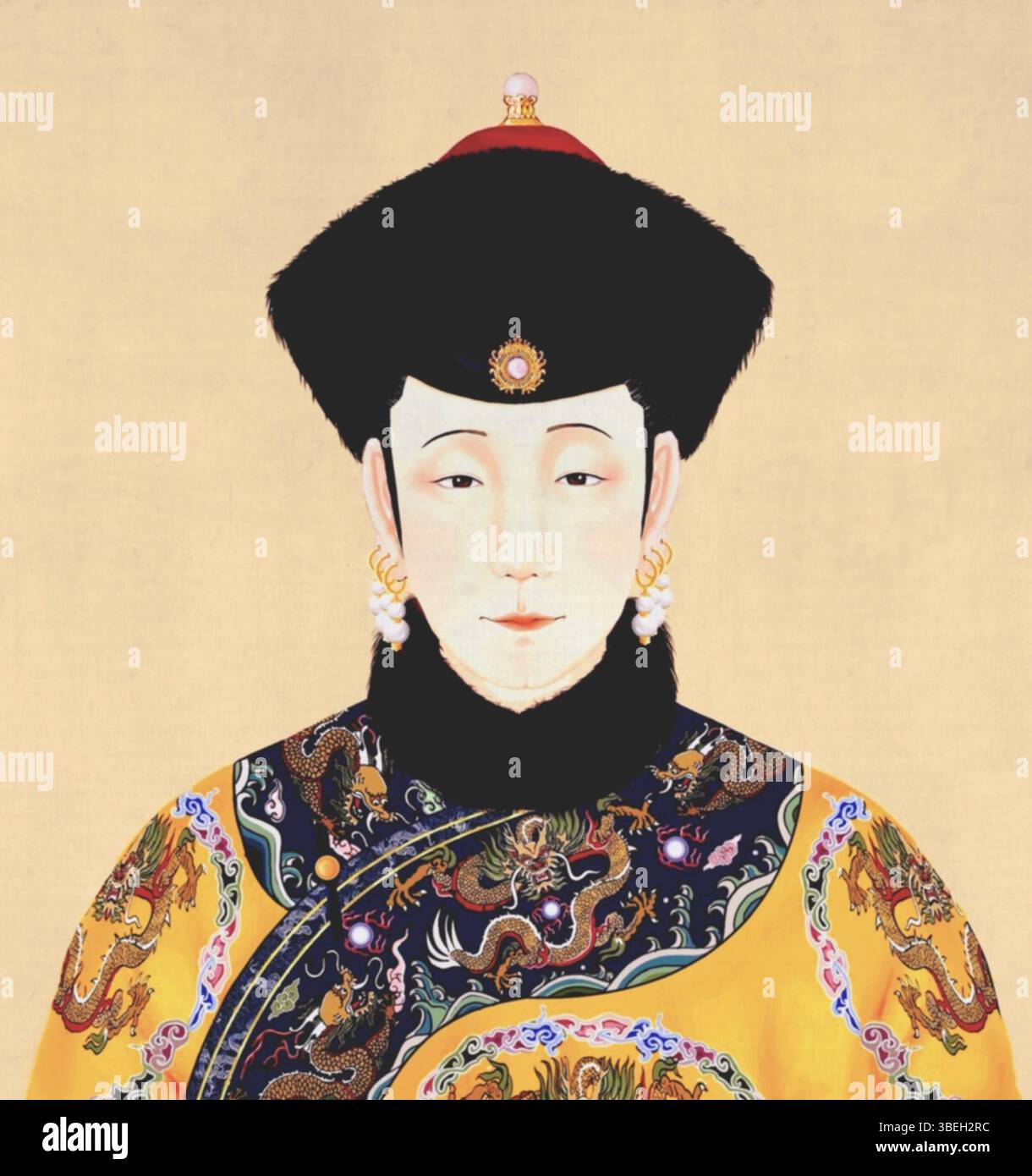 The Portrait of Empress Xiaoyiren of the Qing Dynasty, painted by an ...
