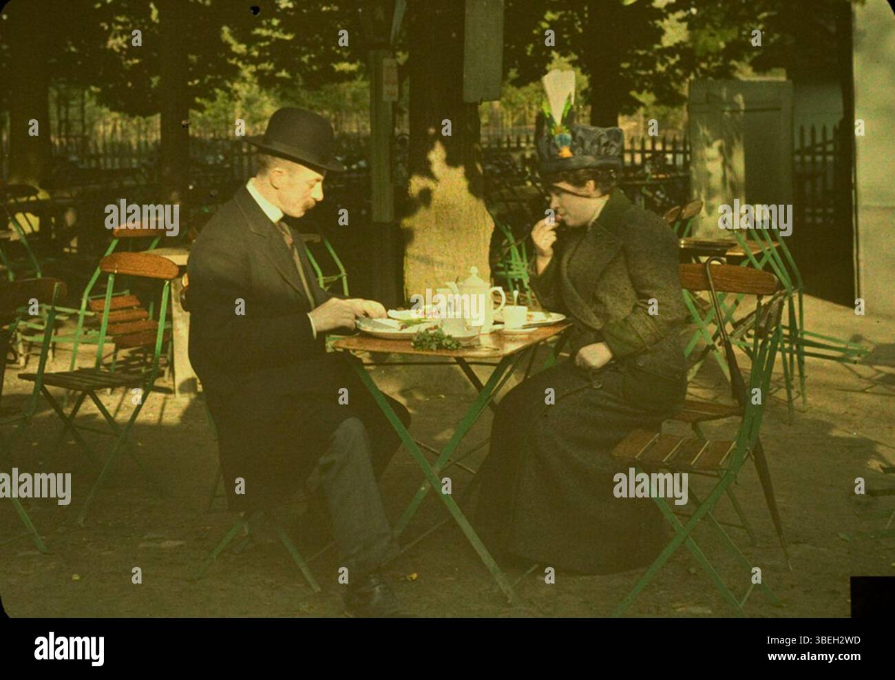 Autochrome by Paul Sano showing Charles Corbet and his wife having ...