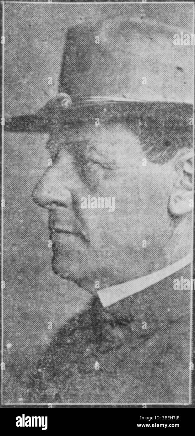 Military uniform if visible Black and White Stock Photos & Images - Alamy