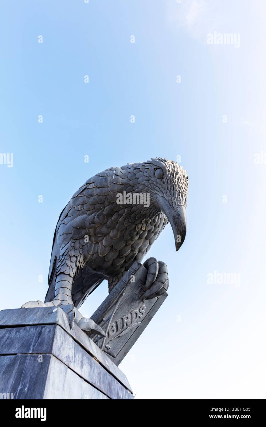Daphne du Maurier rook sculpture on Fowey Estuary, rook bird, the birds ...