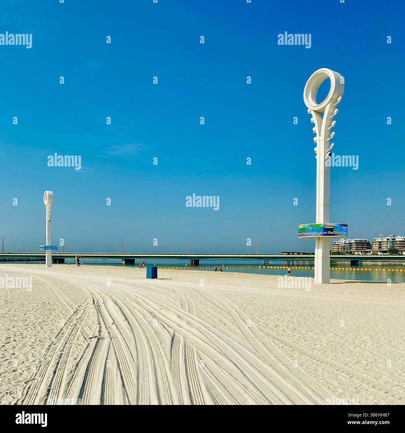Jumeirah 2 beach hi-res stock photography and images - Alamy