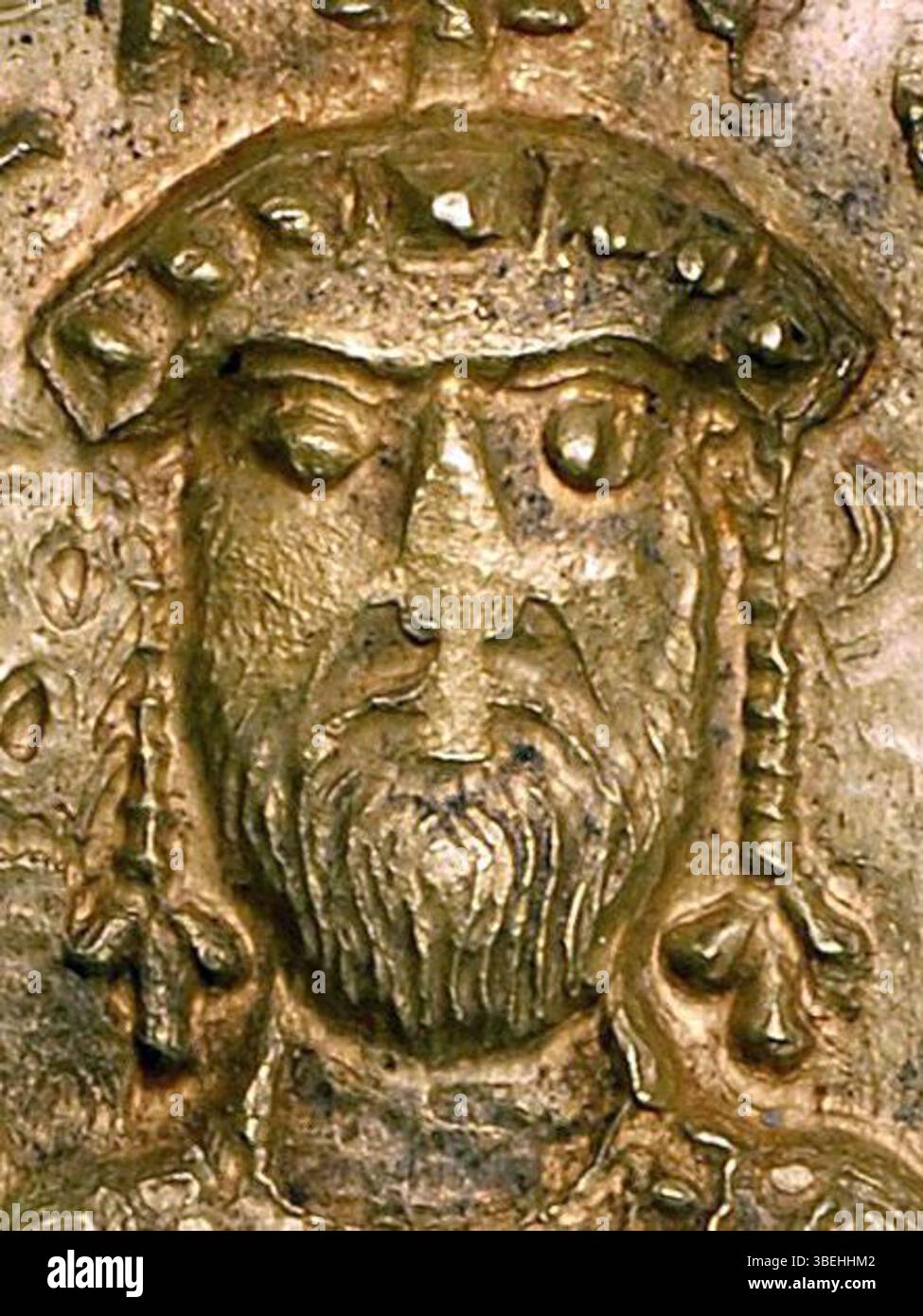 This coin shows the reverse of the Tetarteron of Emperor Michael VI ...