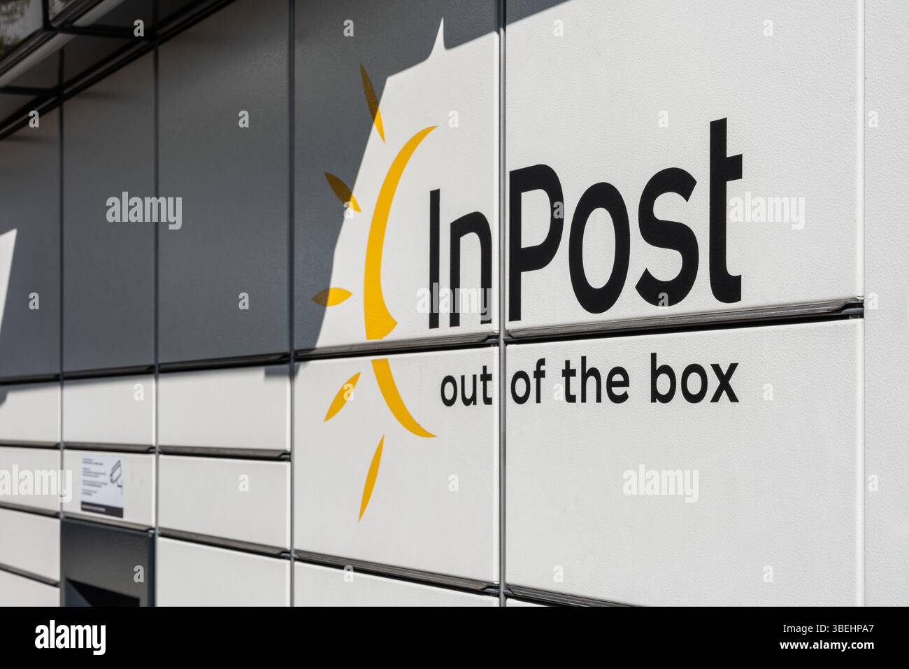 Modern logistics logo hi-res stock photography and images - Alamy