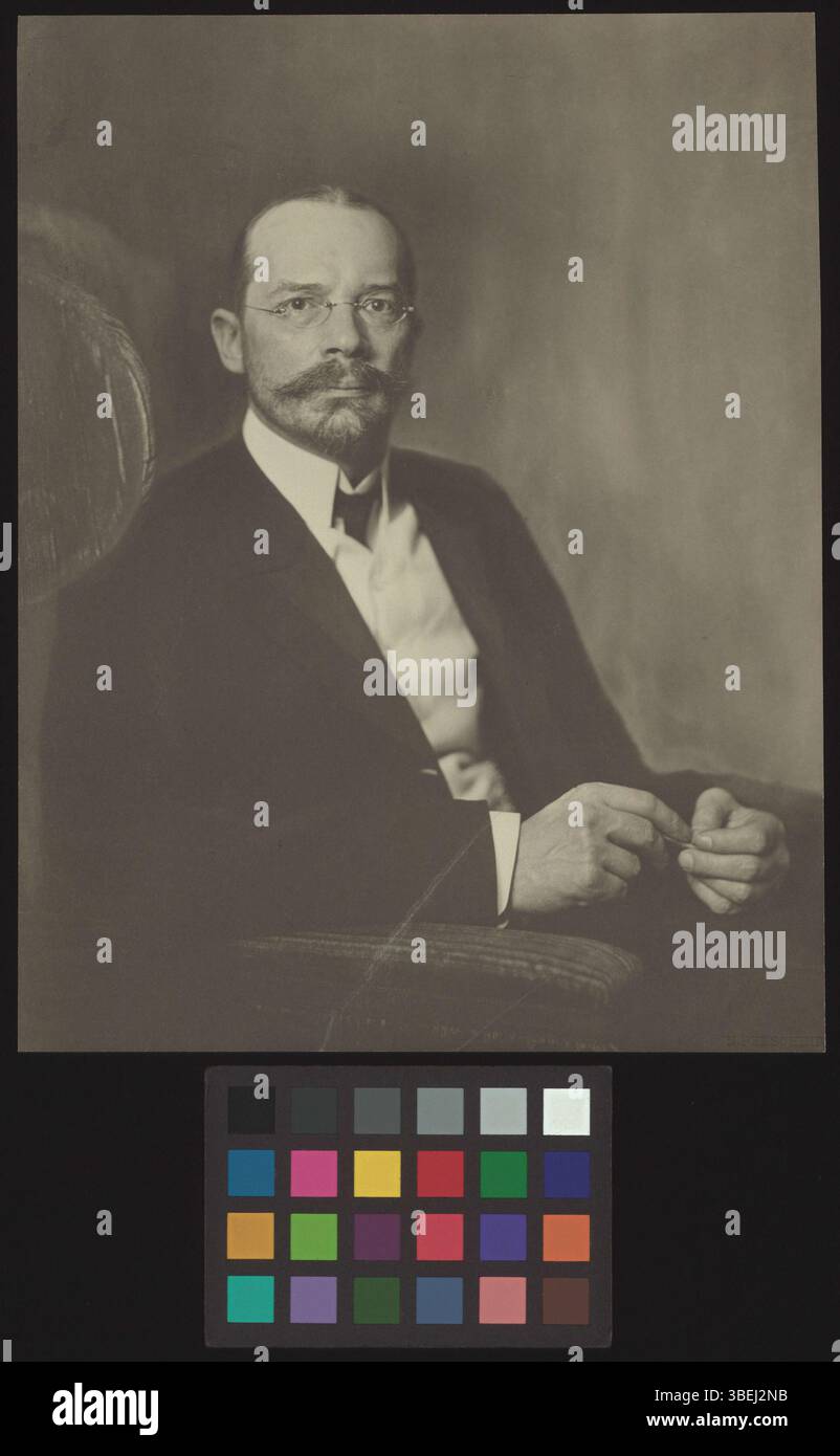This black-and-white photograph, possibly taken between 1890 and 1910 ...
