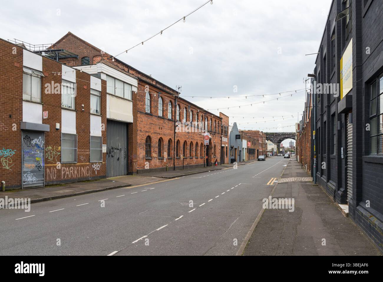 Old factories birmingham hi-res stock photography and images - Alamy