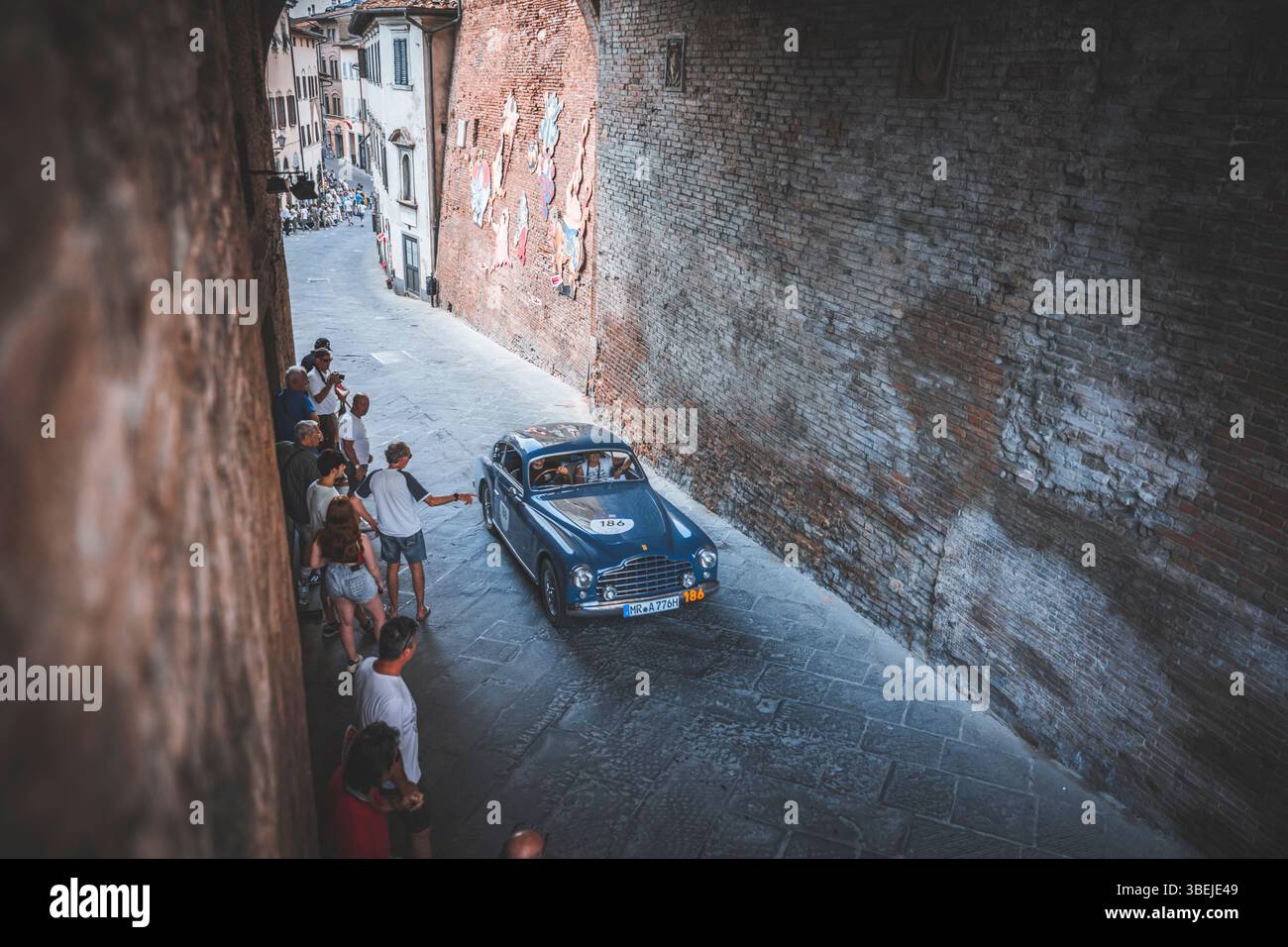 Mille Miglia 2020 - 1000 Mile Historic Road Race passes through San ...