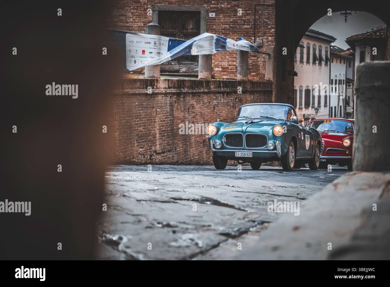 Mille Miglia 2020 - 1000 Mile Historic Road Race passes through San ...