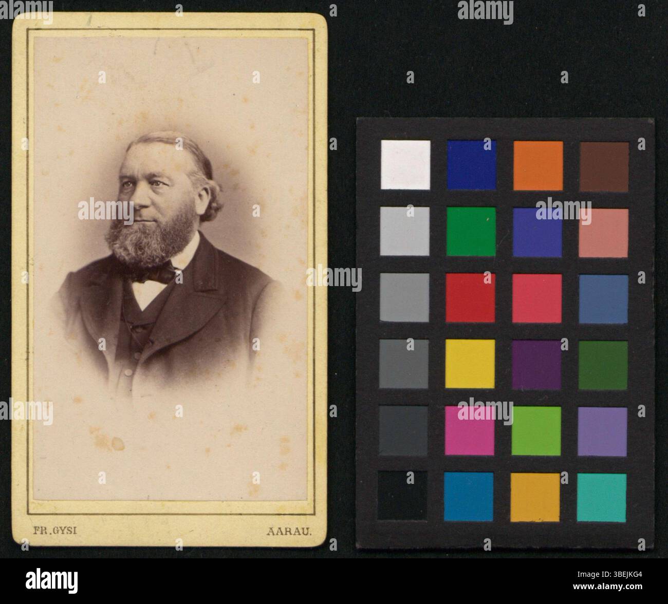 This black-and-white photograph shows a portrait of Niklaus Riggenbach ...