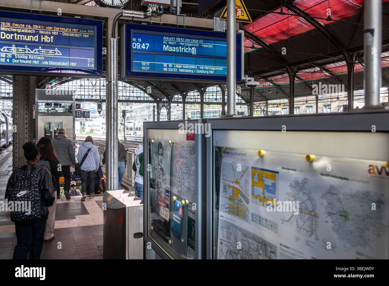 Aachen main station hi-res stock photography and images - Alamy