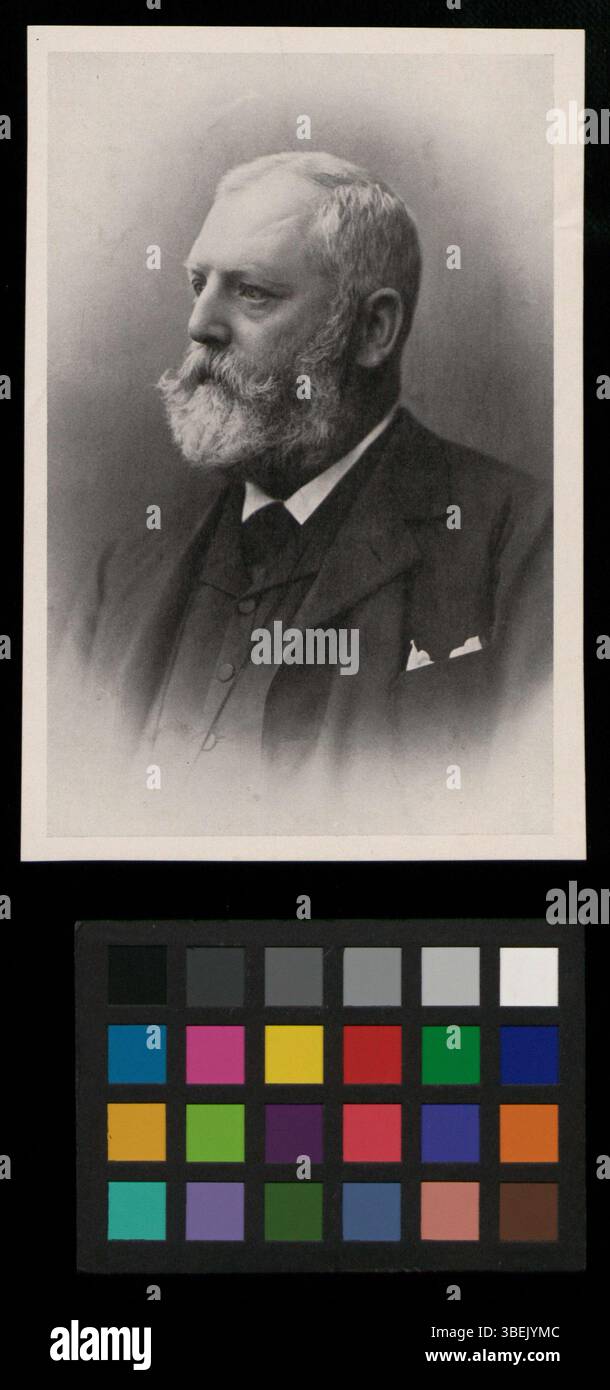 This black-and-white photograph from between 1900 and 1920 depicts the ...