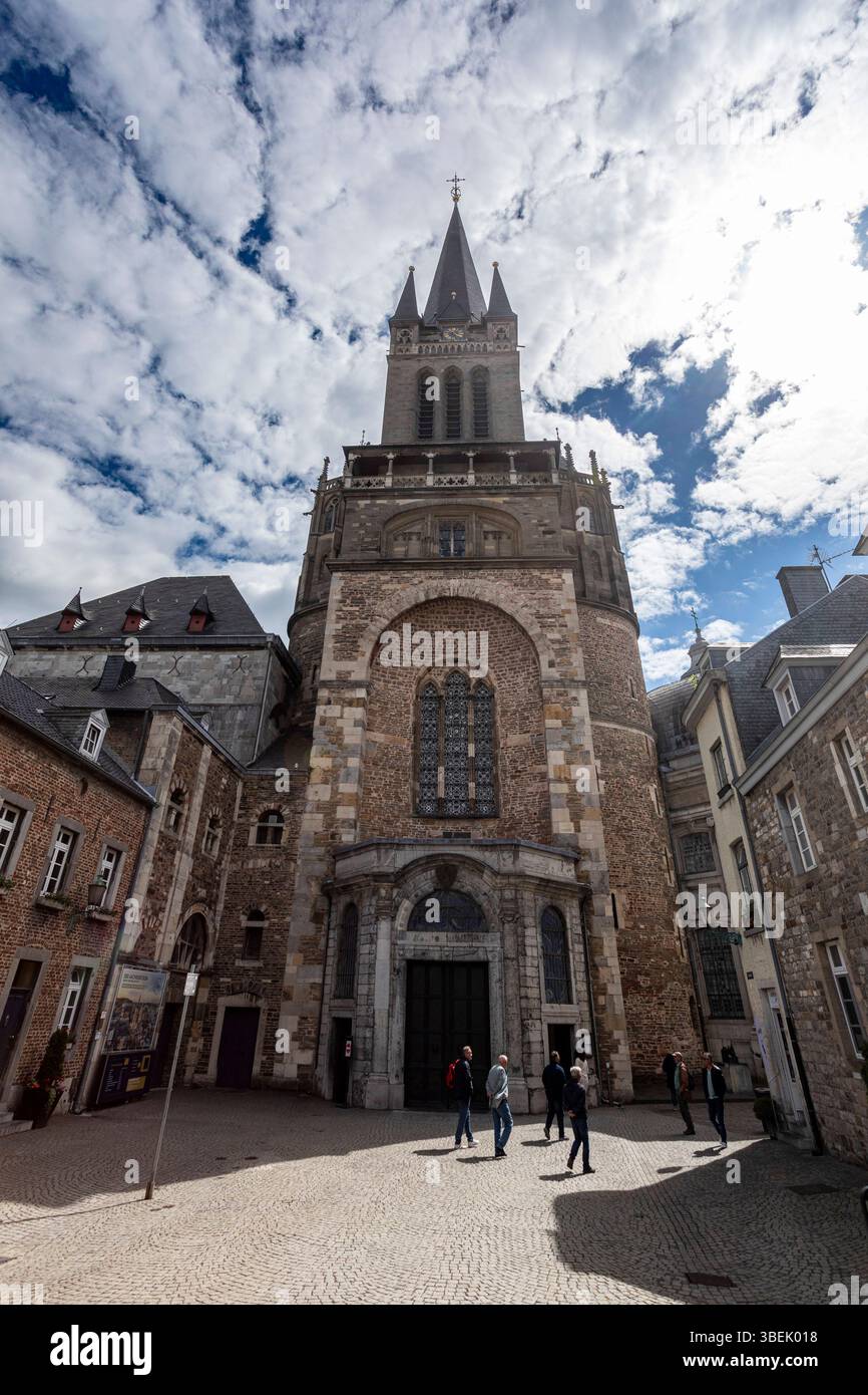 Aachener Dom, Domhof - Aachen, Nordrhein-Westfalen, Deutschland ...