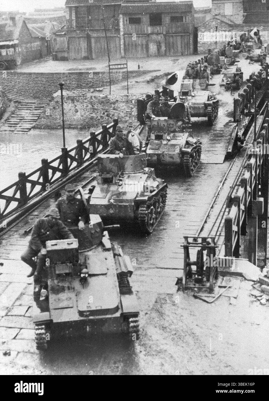 The Type 94 tankette was a reconnaissance vehicle used by the Imperial ...