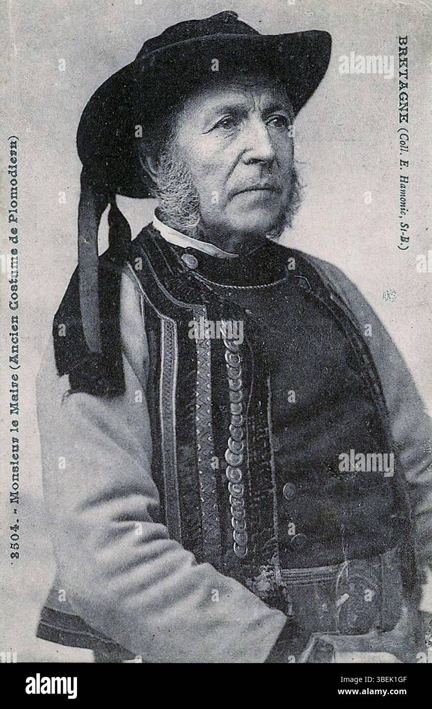 Postcard from around 1920 by Émile Hamonic showing a former mayor of ...