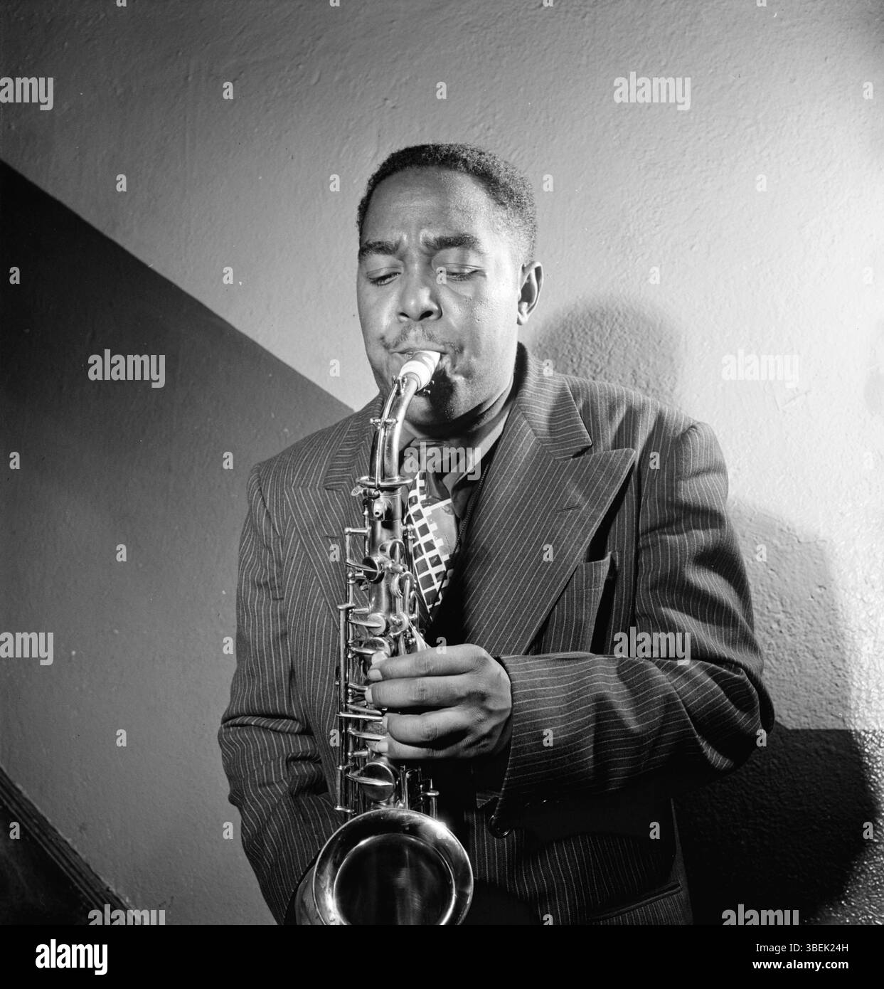 Portrait of Charlie Parker playing at Carnegie Hall, New York 1947 ...