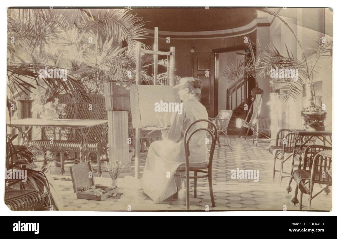 This photograph from 1916 shows Lilly Walther painting at Avandus Manor ...