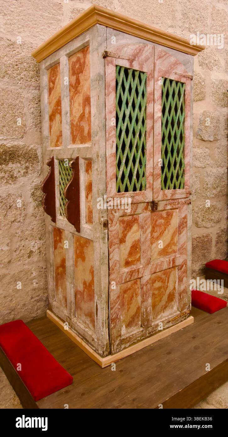 Roman catholic confession church hi-res stock photography and images ...