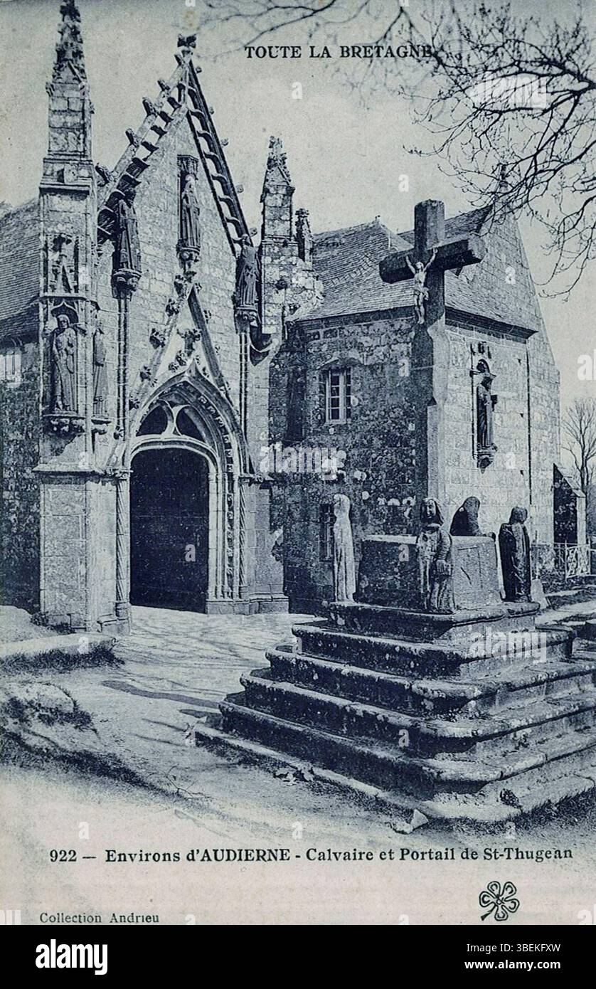 Postcard image from circa 1930 depicting the Chapel of Saint-Tugen and ...