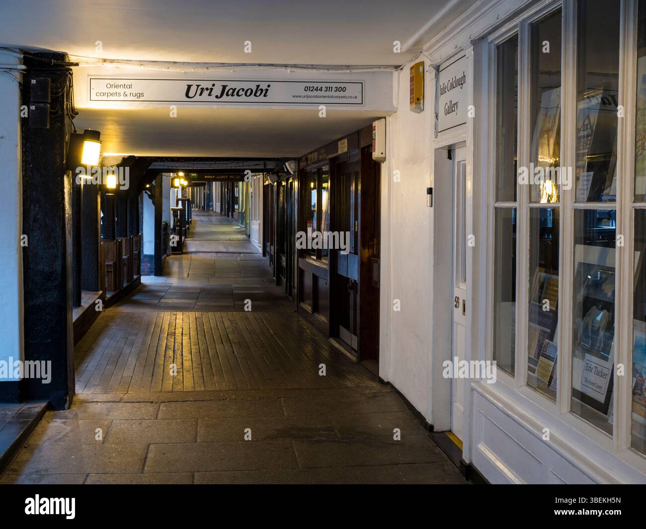 Chester rows medieval hi-res stock photography and images - Alamy