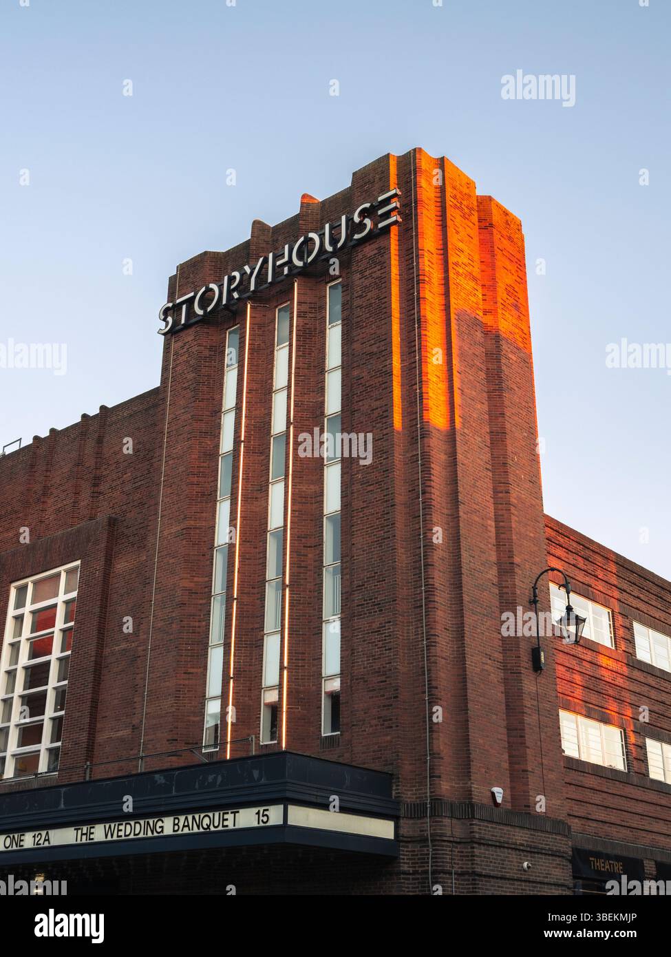 Storyhouse theatre hi-res stock photography and images - Alamy