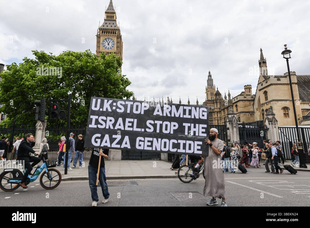 London, UK. 29th May, 2025. Protesters and activists from different ...
