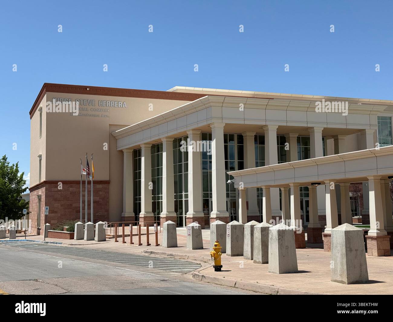 May 29, 2025, Santa Fe, New Mexico: (new) santa fe and tourism. May 27 ...